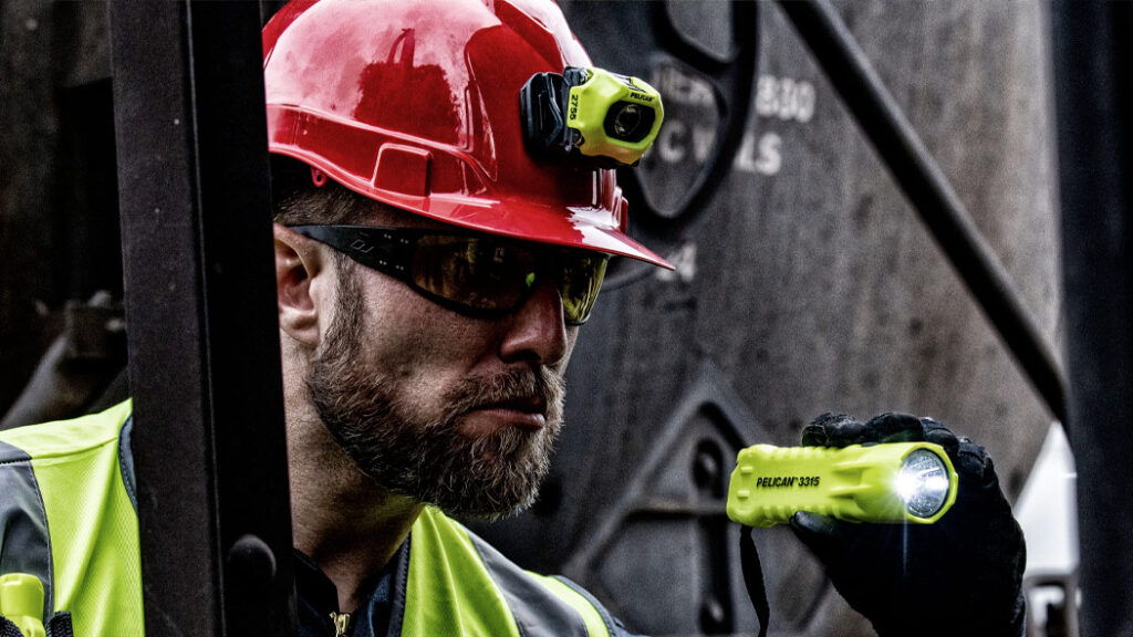 Pelican 2755 LED Safety Certified 118 Lumen Headlamp – Yellow (3AAA ...